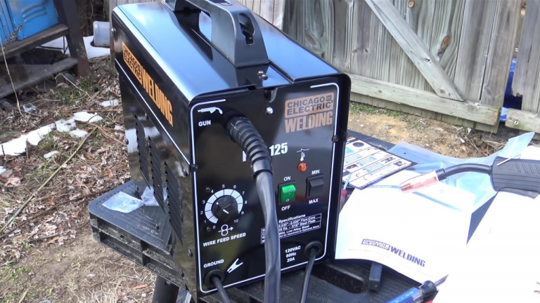 Chicago Electric Flux 125 Welder Review - Is It Worth It?
