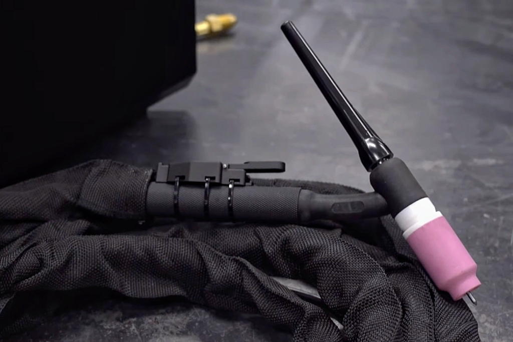 Eastwood Elite TIG 200 LCD Review - How Good Is It?